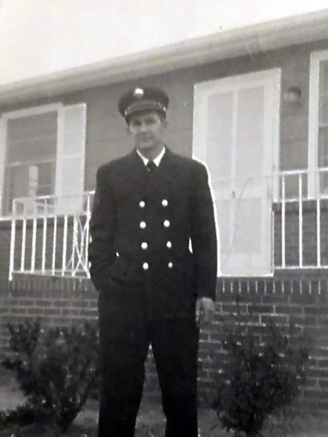 James Gresham celebrates his 90th birthday in style – The Simpsonville ...